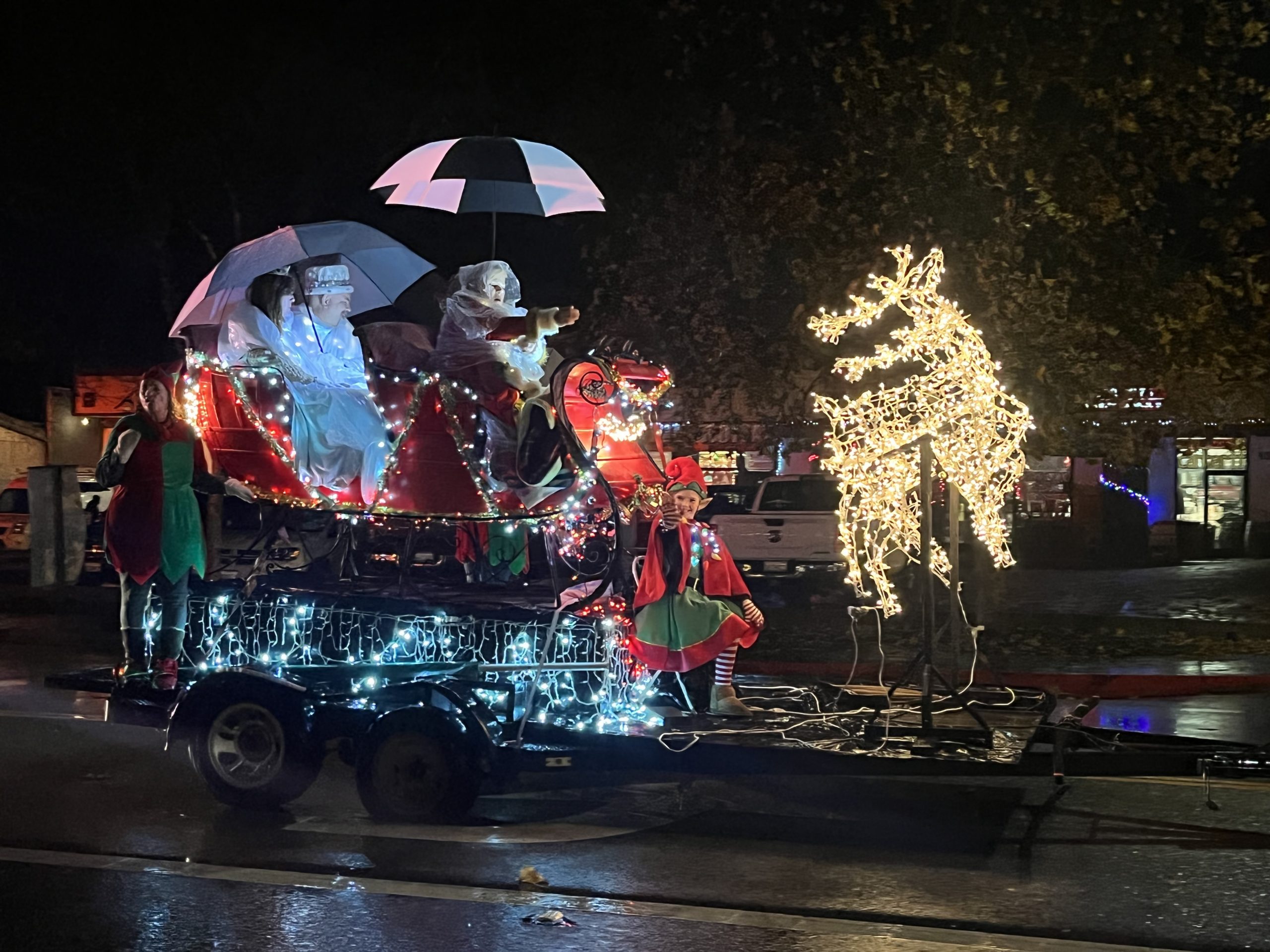Santa's Sleigh Events in Paso Robles 11.28.2023 - KPRL Radio 1230AM ...