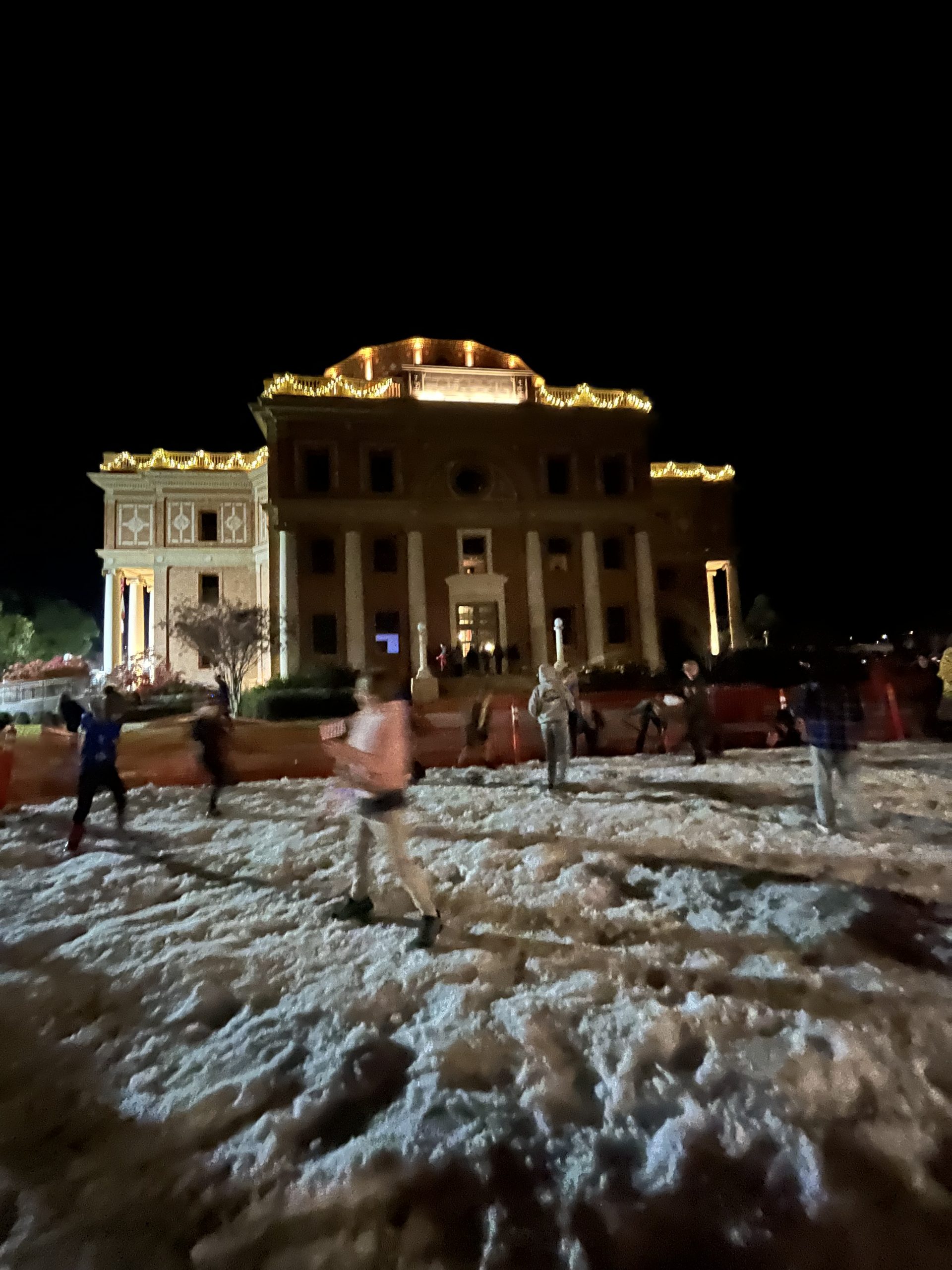 Atascadero Winter Wonderland 12.12.2022 - KPRL Radio 1230AM & 99.3FM